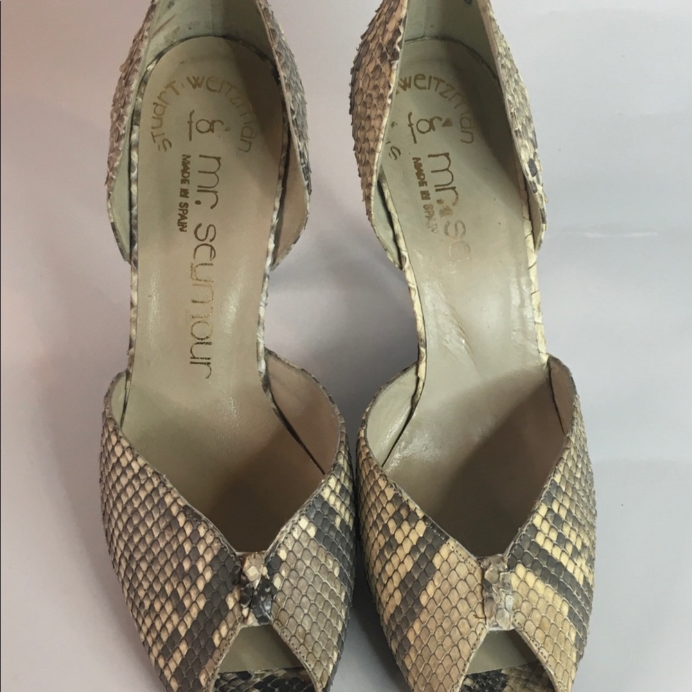 Stuart Weitzman Snake Skin Pumps Shoes Size 8 - Gem